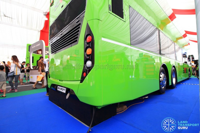 Alexander Dennis Enviro500 Concept Bus Mock-up – Long rear overhang ...