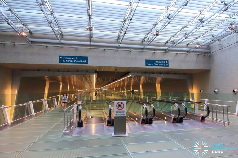 Changi Airport MRT Station – Mezzanine level (T2 end) | Land Transport Guru
