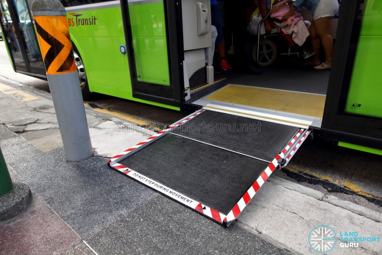 SBS Transit MAN A95 (ND323F) (SG5835M) – Automated Wheelchair Ramp ...
