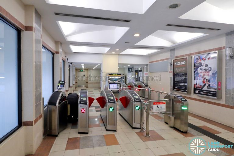 Ten Mile Junction LRT Station – Faregates | Land Transport Guru