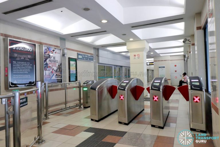 Ten Mile Junction LRT Station – Faregates | Land Transport Guru