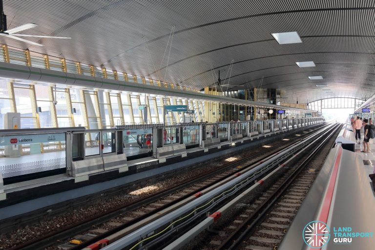 Canberra MRT Station – Middle tracks | Land Transport Guru