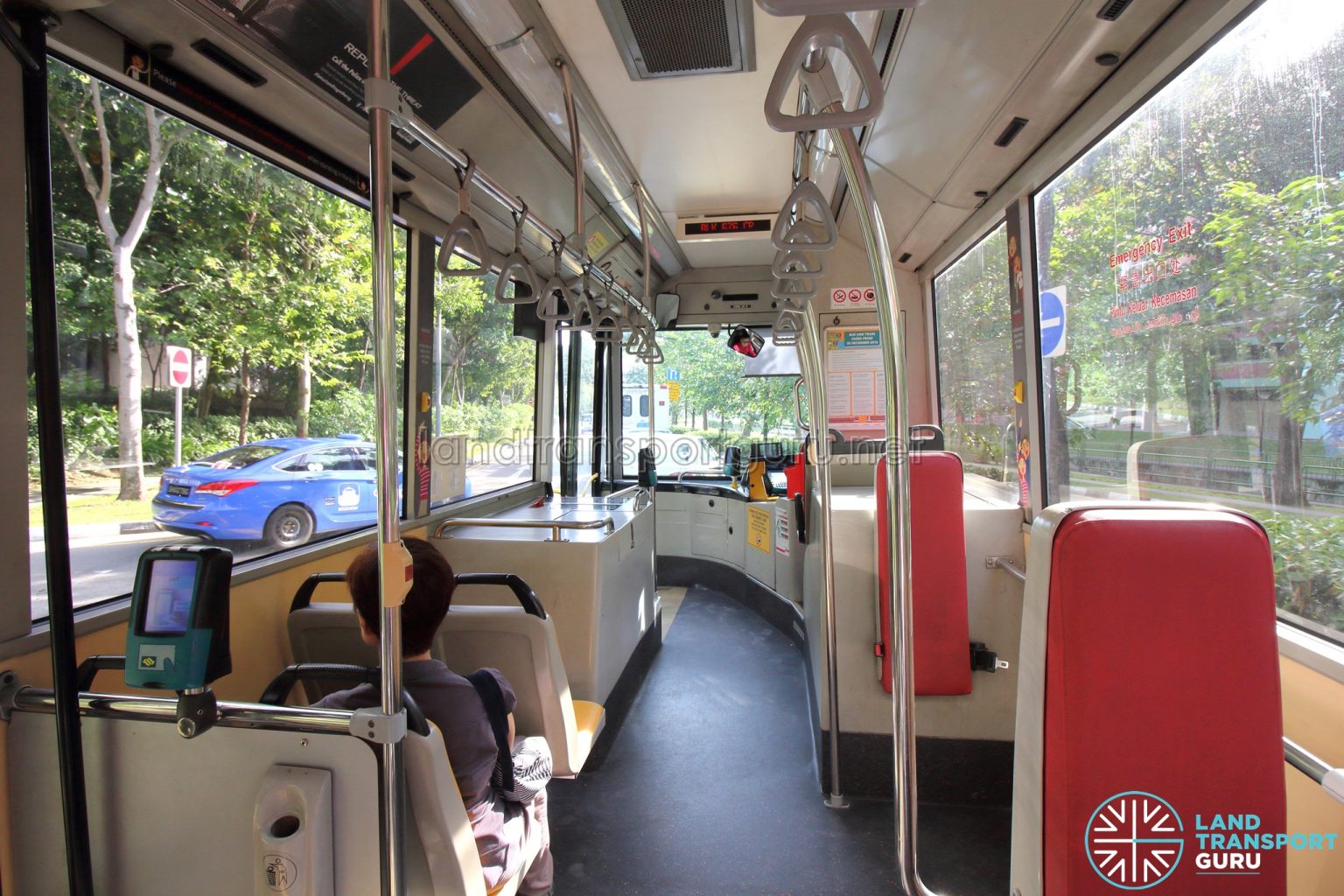 Mercedes-Benz OC500LE – Batch 1 Original Interior (Mid to Front) | Land ...