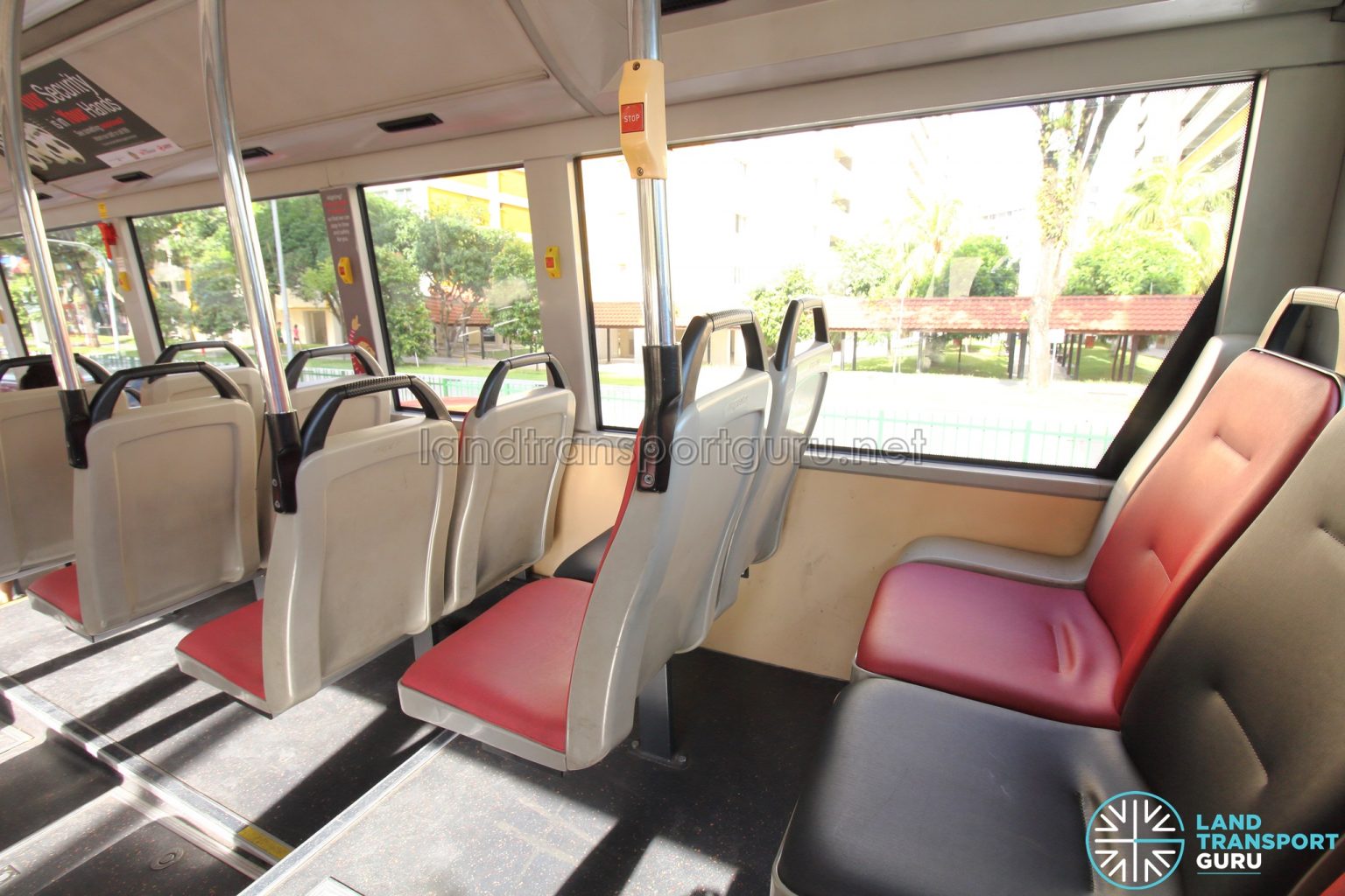 Mercedes-Benz OC500LE – Batch 1 Original Interior (Last row of seats ...