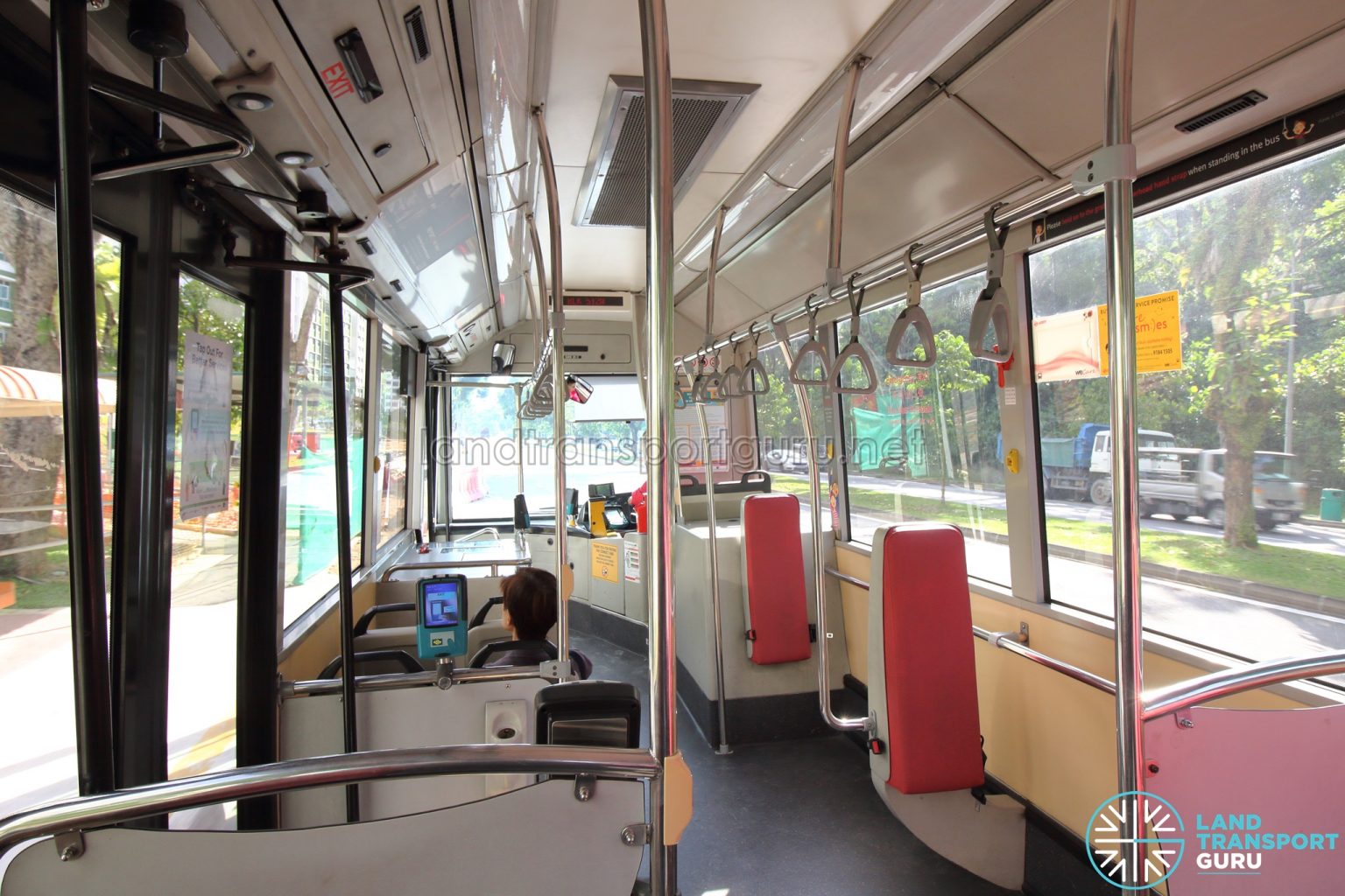 Mercedes-Benz OC500LE – Batch 1 Original Interior (Mid to Front) | Land ...