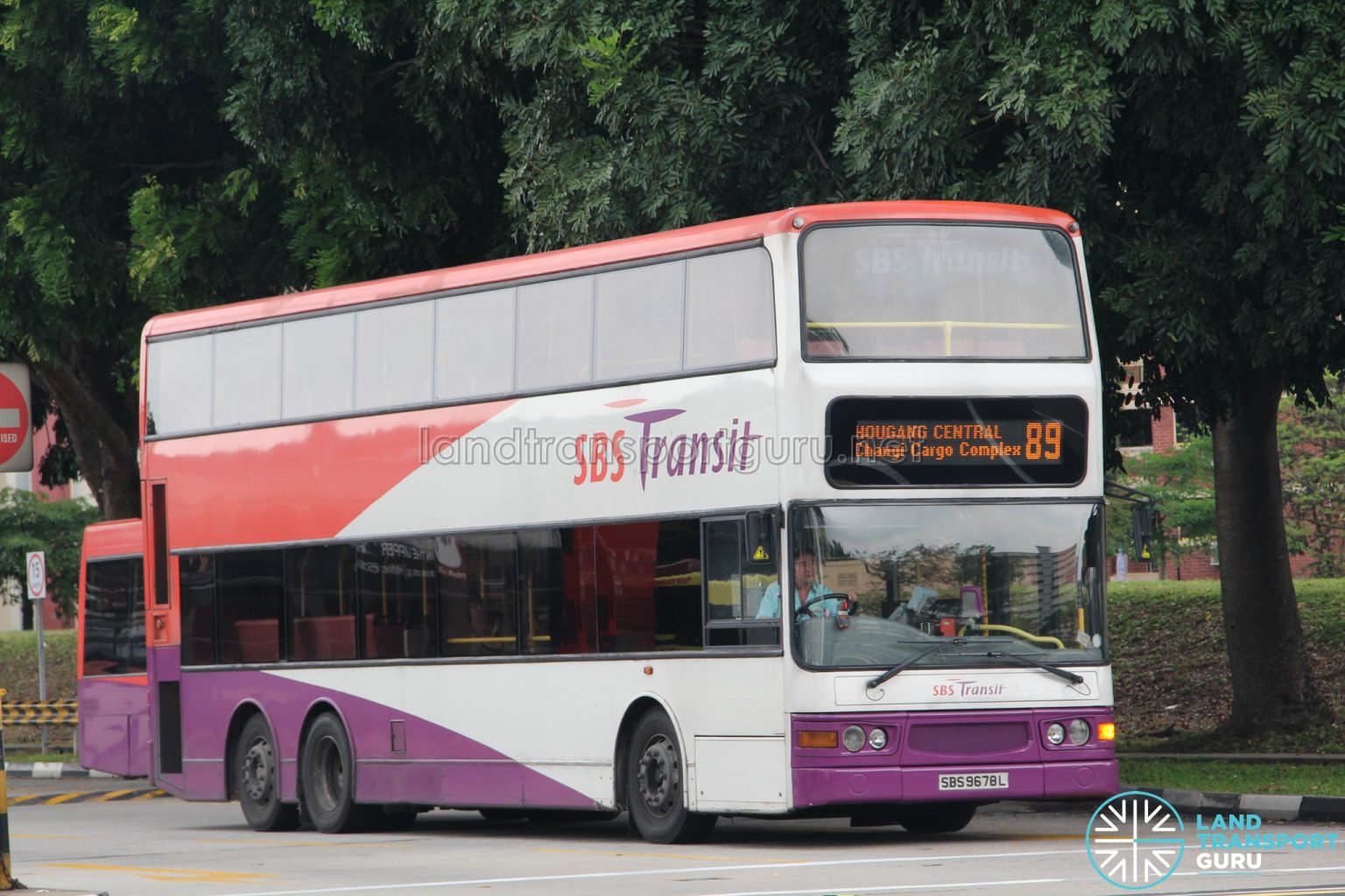 Bus 89: SBS Transit Dennis Trident (SBS9678L) | Land Transport Guru
