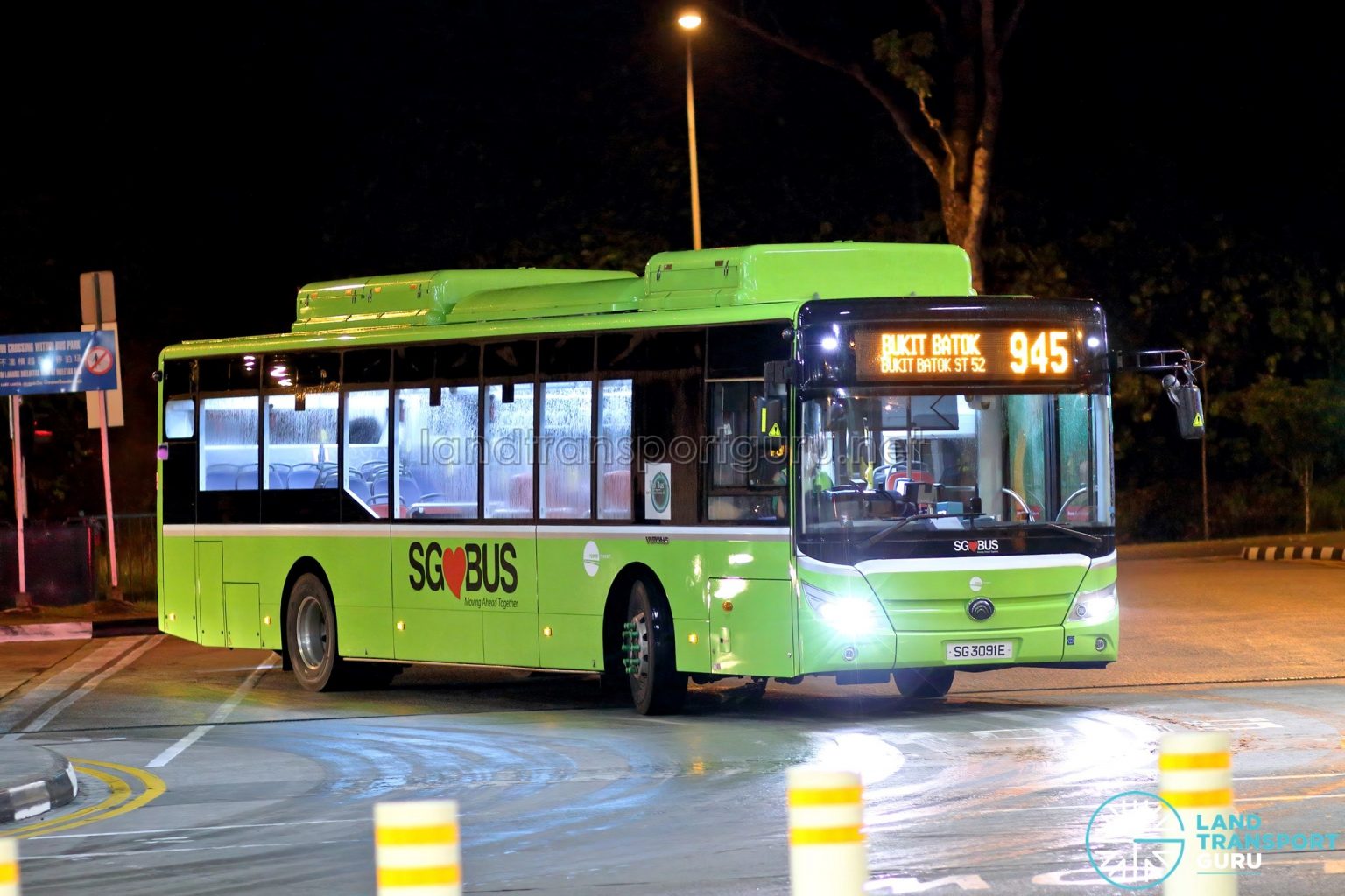 Bus 945: Tower Transit Yutong E12 (SG3091E) | Land Transport Guru