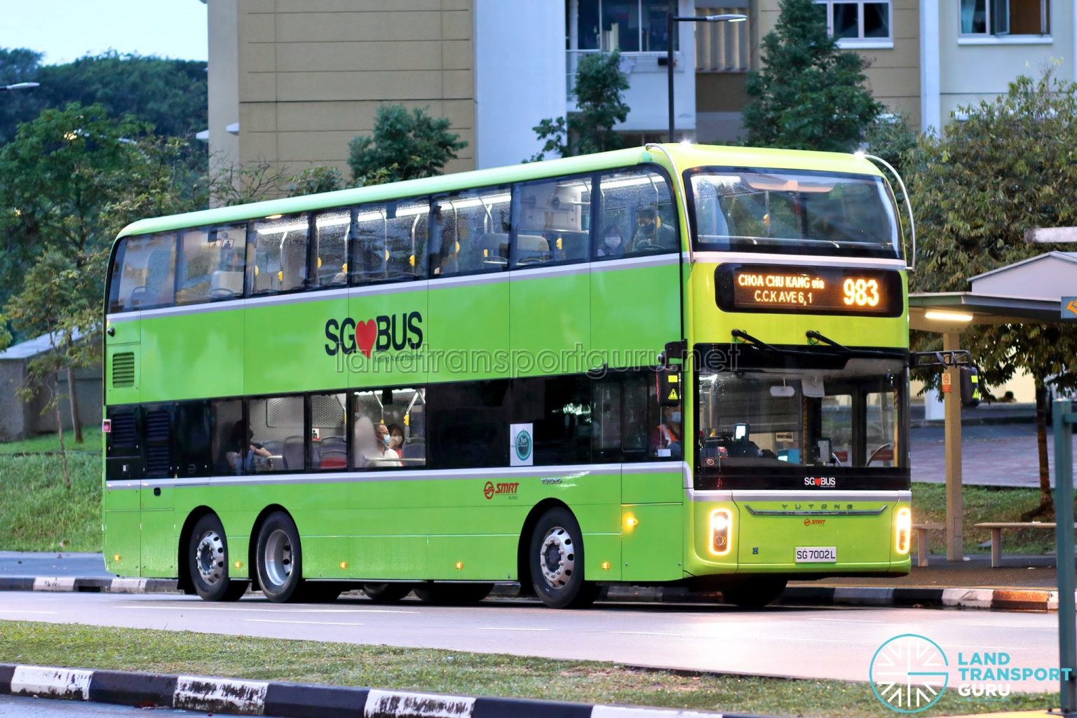 Bus 983 – SMRT Buses Yutong E12DD (SG7002L) | Land Transport Guru