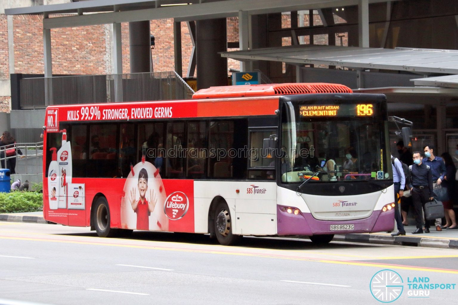 Bus 196 – SBS Transit Scania K230UB Euro IV (SBS8523G) | Land Transport ...