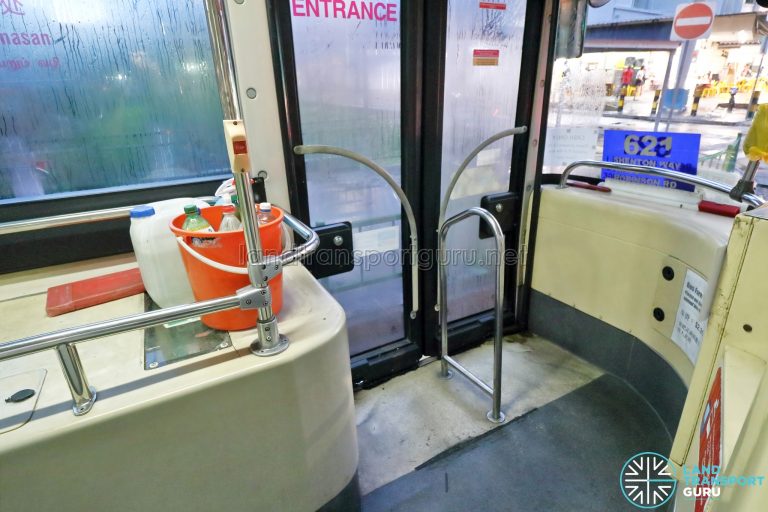 [Defunct] Yutong ZK6126HGC | Land Transport Guru