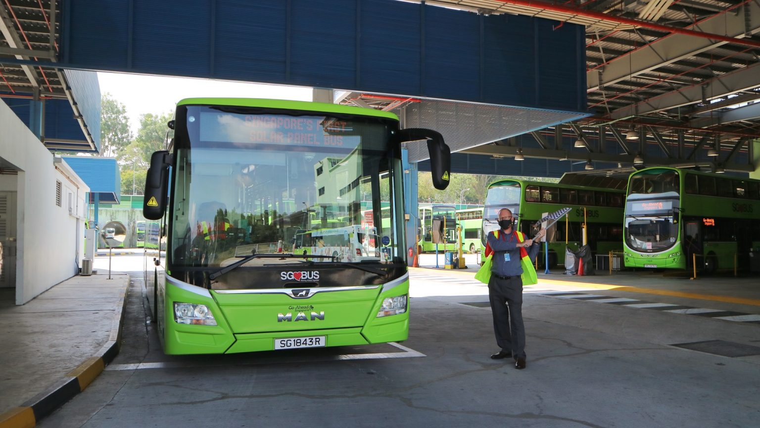 Solar Panels installed on 2 Go-Ahead Singapore Buses – Special Display ...