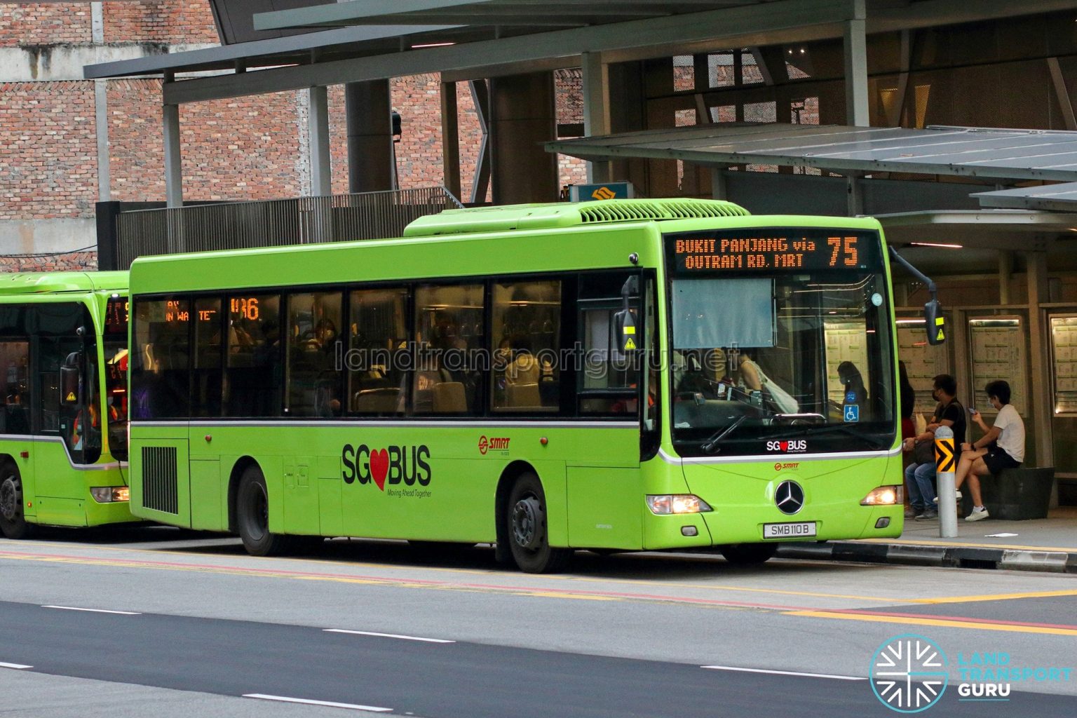 Bus 75 – SMRT Buses Mercedes-Benz OC500LE (SMB110B) | Land Transport Guru
