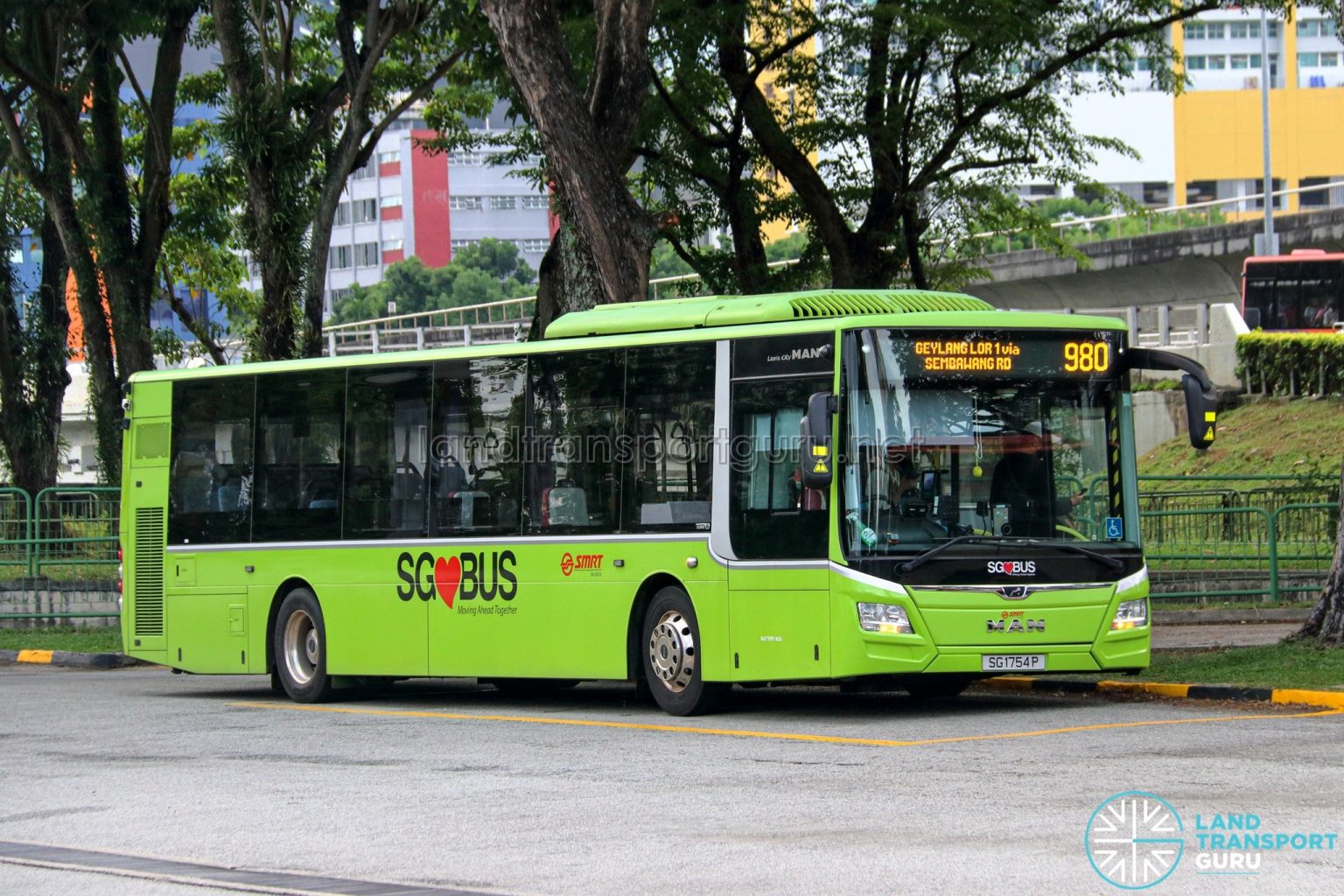 Bus 980 – SMRT Buses MAN A22 Euro 6 (SG1754P) | Land Transport Guru