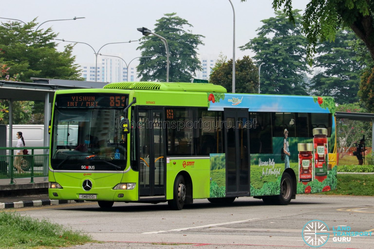 Bus 853 – SMRT Buses Mercedes-Benz OC500LE (SMB10G) | Land Transport Guru