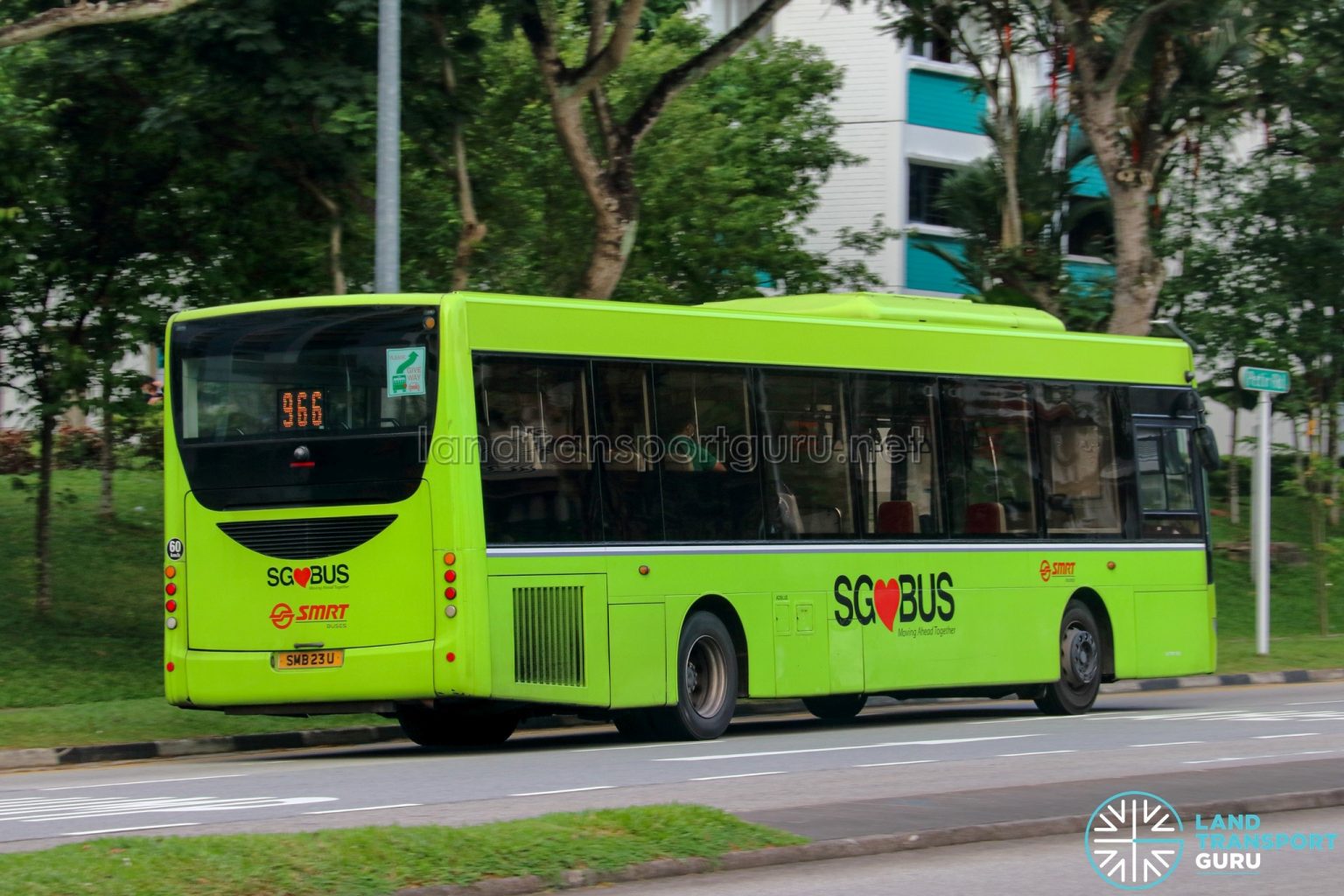 SMRT Buses Mercedes Benz OC500LE (SMB23U) [Rear] | Land Transport Guru