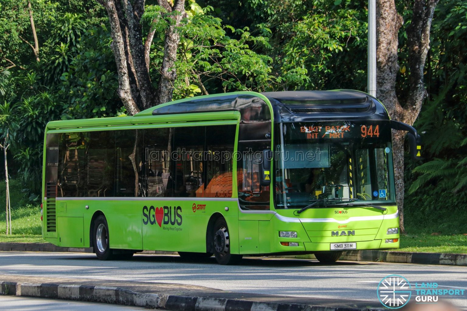 Bus 944 – SMRT Buses MAN A22 (SMB311M) | Land Transport Guru