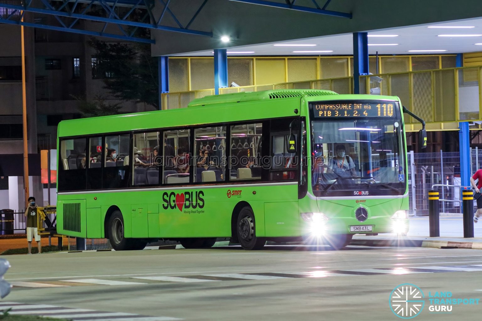 Bus 110 – SMRT Buses Mercedes-Benz OC500LE (SMB43L) | Land Transport Guru