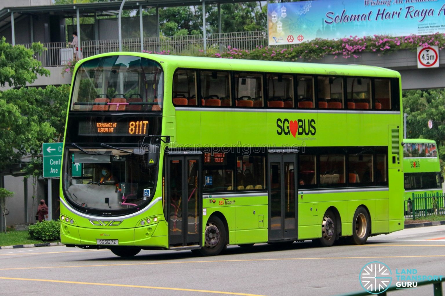 Bus 811T – SBS Transit Volvo B9TL Wright (SG5127Z) | Land Transport Guru