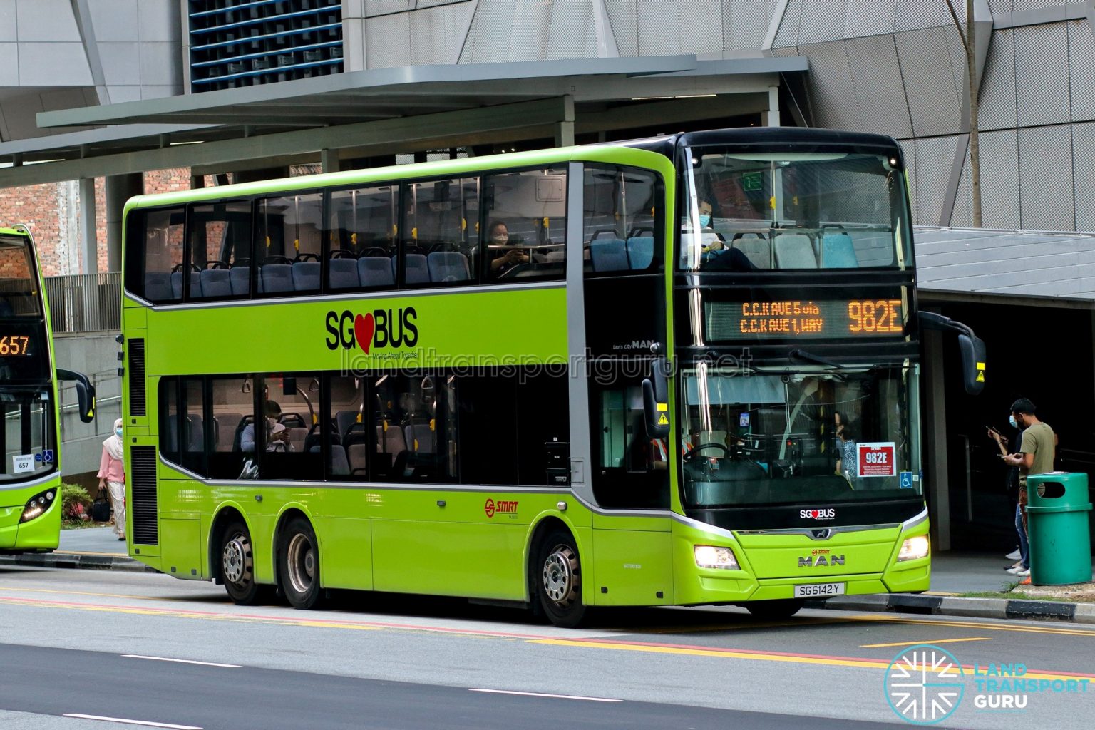 Express 982E – SMRT Buses MAN A95 Euro 6 (SG6142Y) | Land Transport Guru