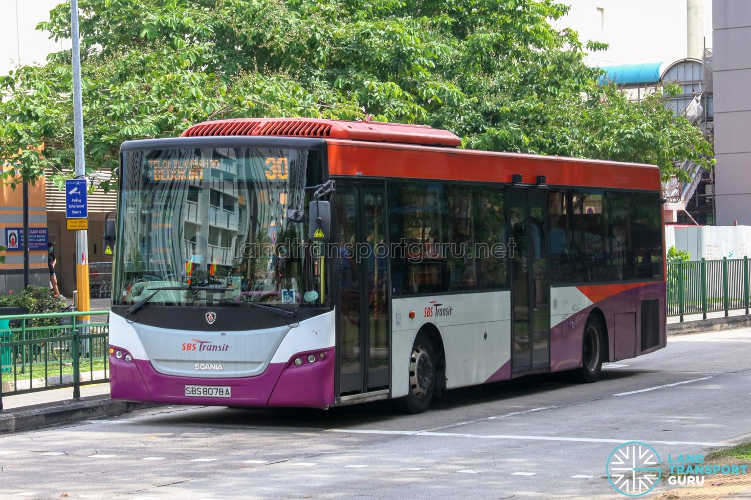 Bus 30 – SBS Transit Scania K230UB Euro IV (SBS8078A) | Land Transport Guru