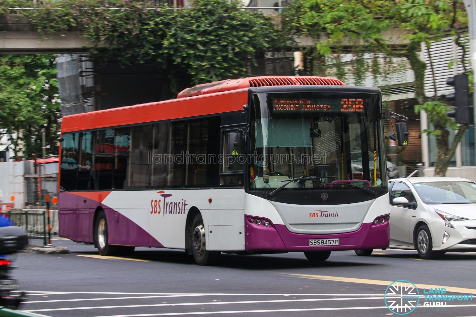 Bus 258 – SBS Transit Scania K230UB Euro IV (SBS8457P) | Land Transport ...