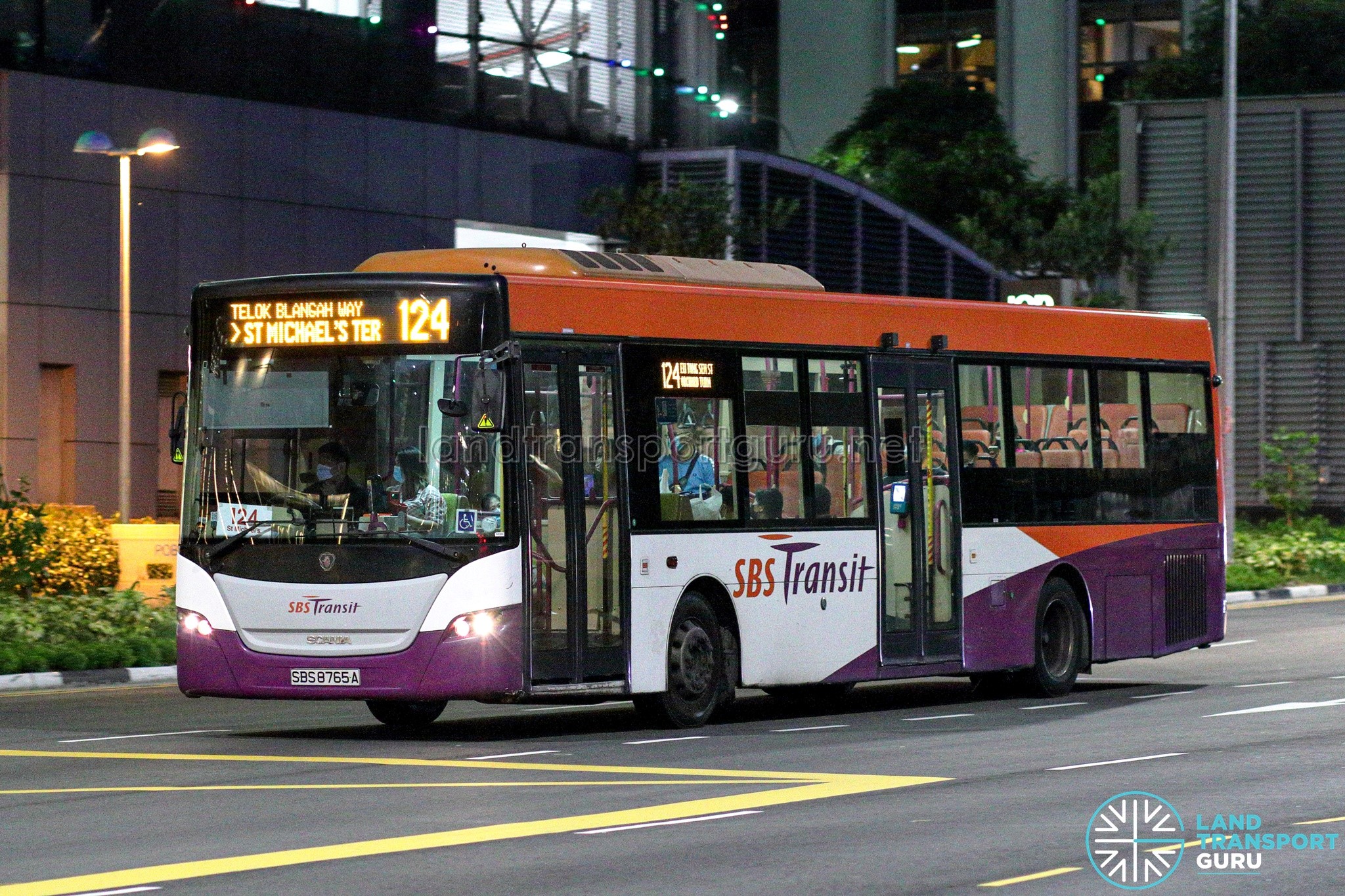 Bus 124 SBS Transit Scania K230UB Euro V SBS8765A Land Transport Guru