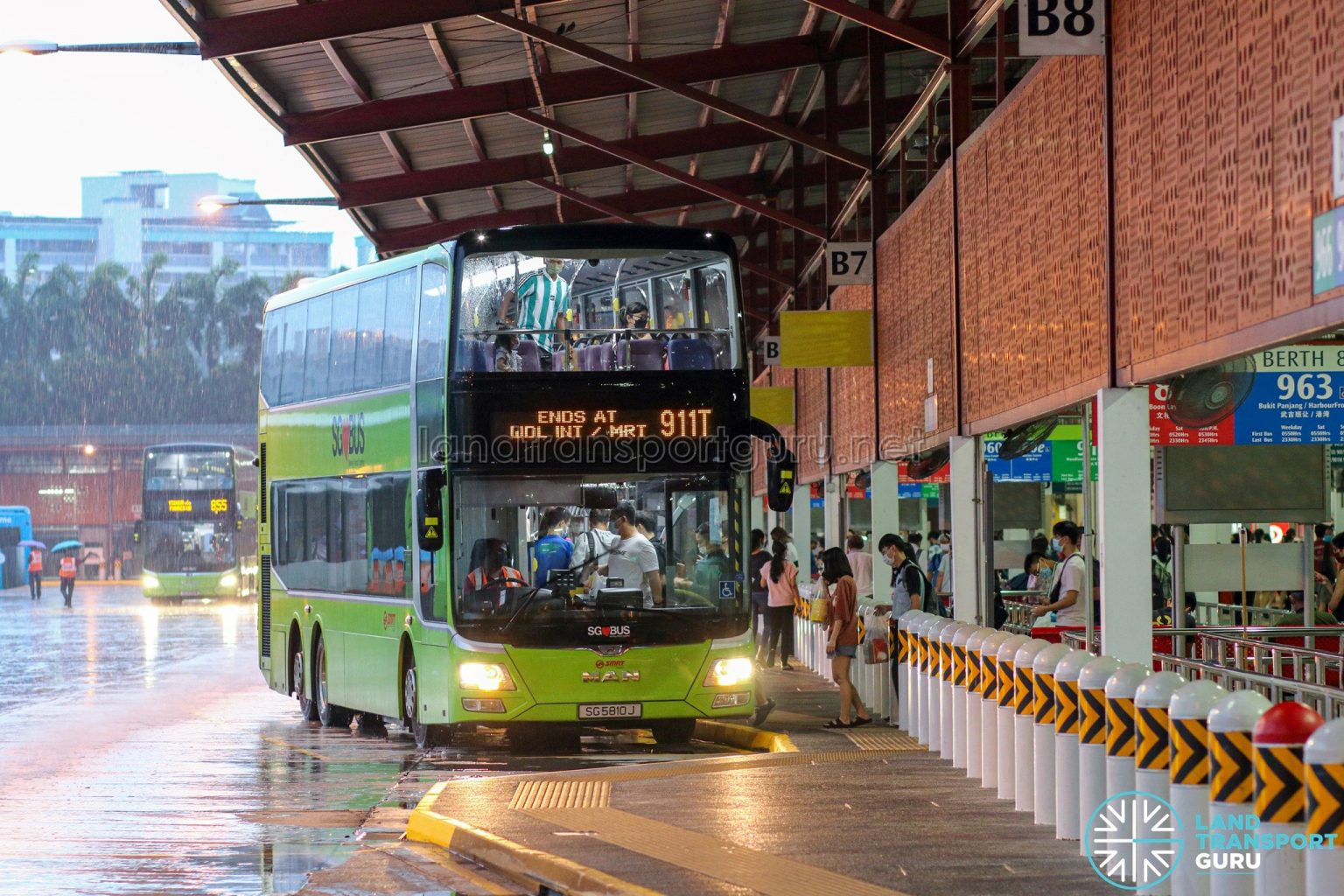 Bus Service 911T at Woodlands Temp Int | Land Transport Guru