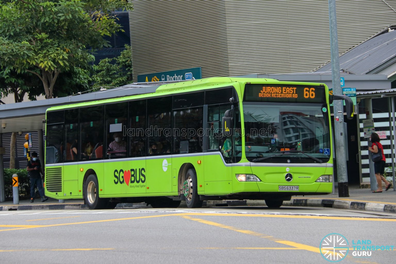 Bus 66 Tower Transit Mercedes Benz Citaro SBS6337R Land Transport