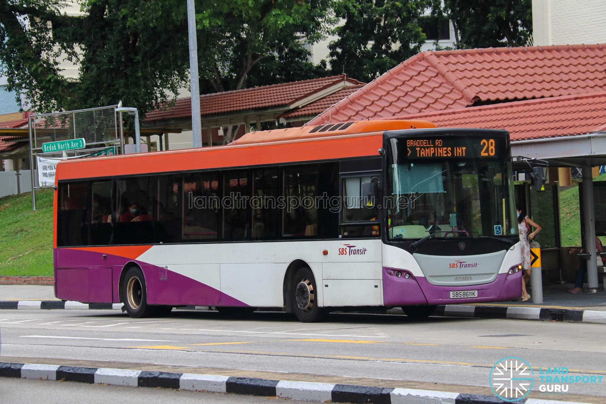 Bus 28 SBS Transit Scania K230UB Euro V SBS8611K Land Transport Guru Bus 28 SBS Transit Scania K230UB Euro V SBS8611K Land Transport Guru