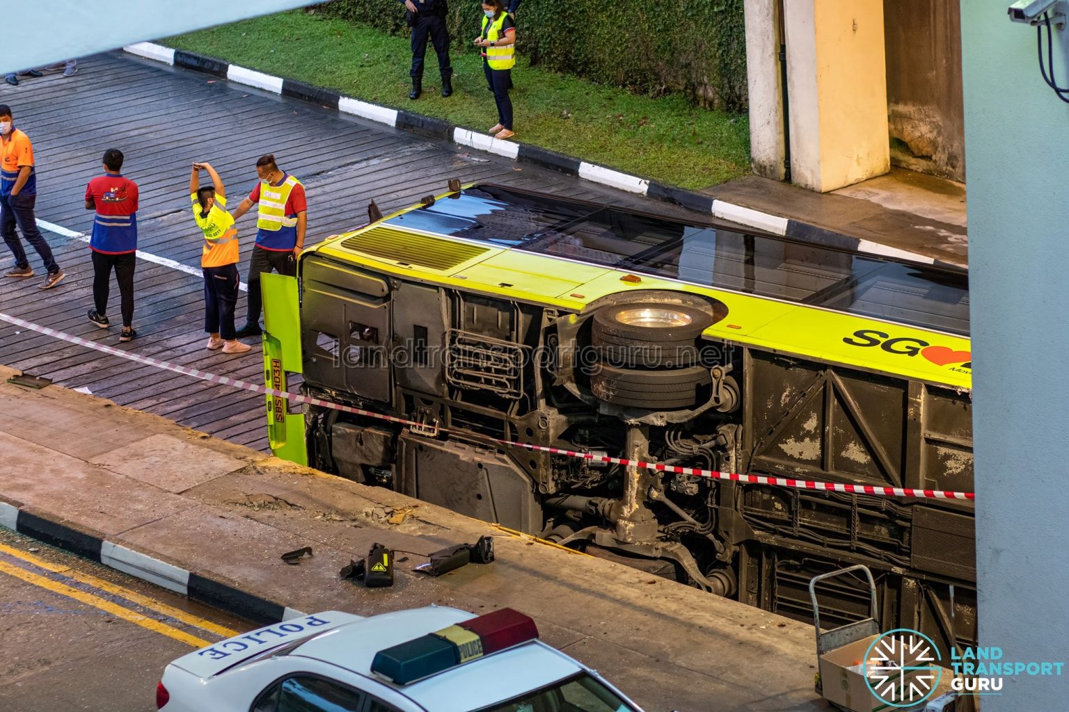 Bukit Batok Bus Interchange Accident (Jul 2021) – Undercarriage of ...