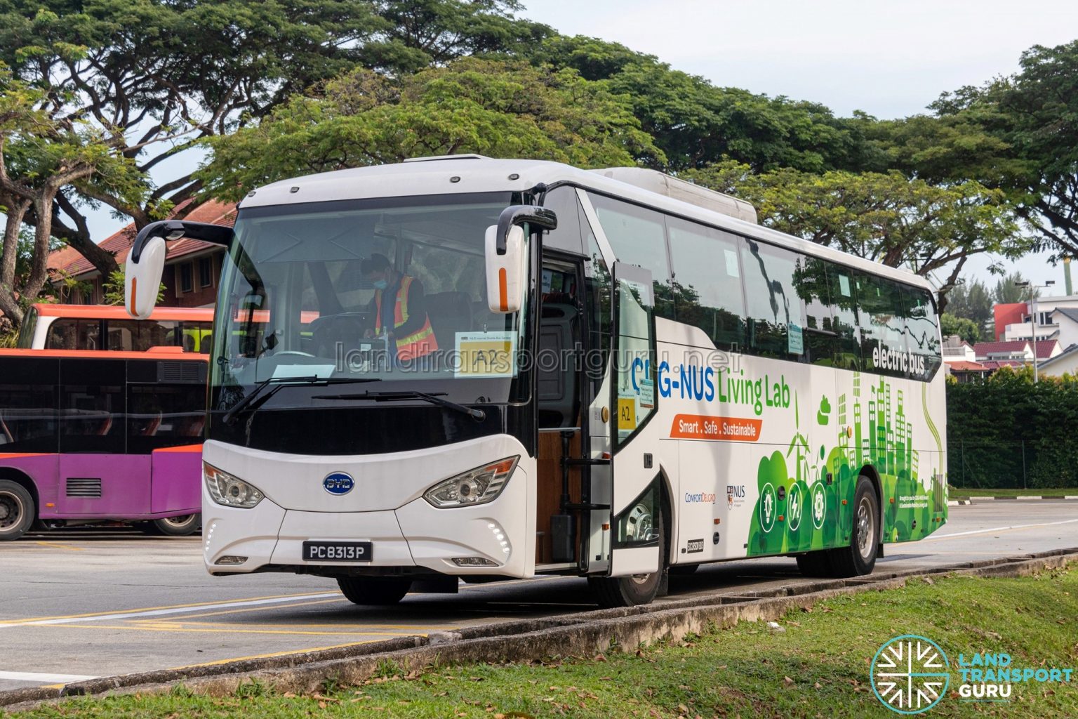 BYD C9 (PC8313P) at Kent Ridge Bus Terminal | Land Transport Guru