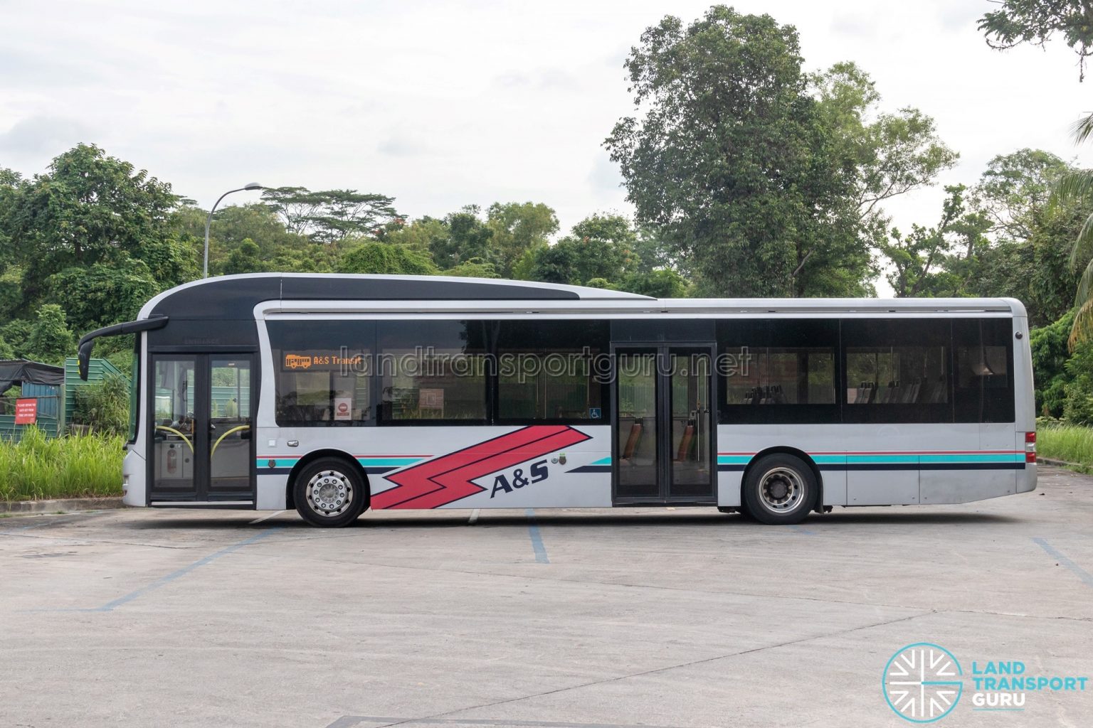 A&S Transit MAN A22 (PC9040U) – Exterior Side | Land Transport Guru