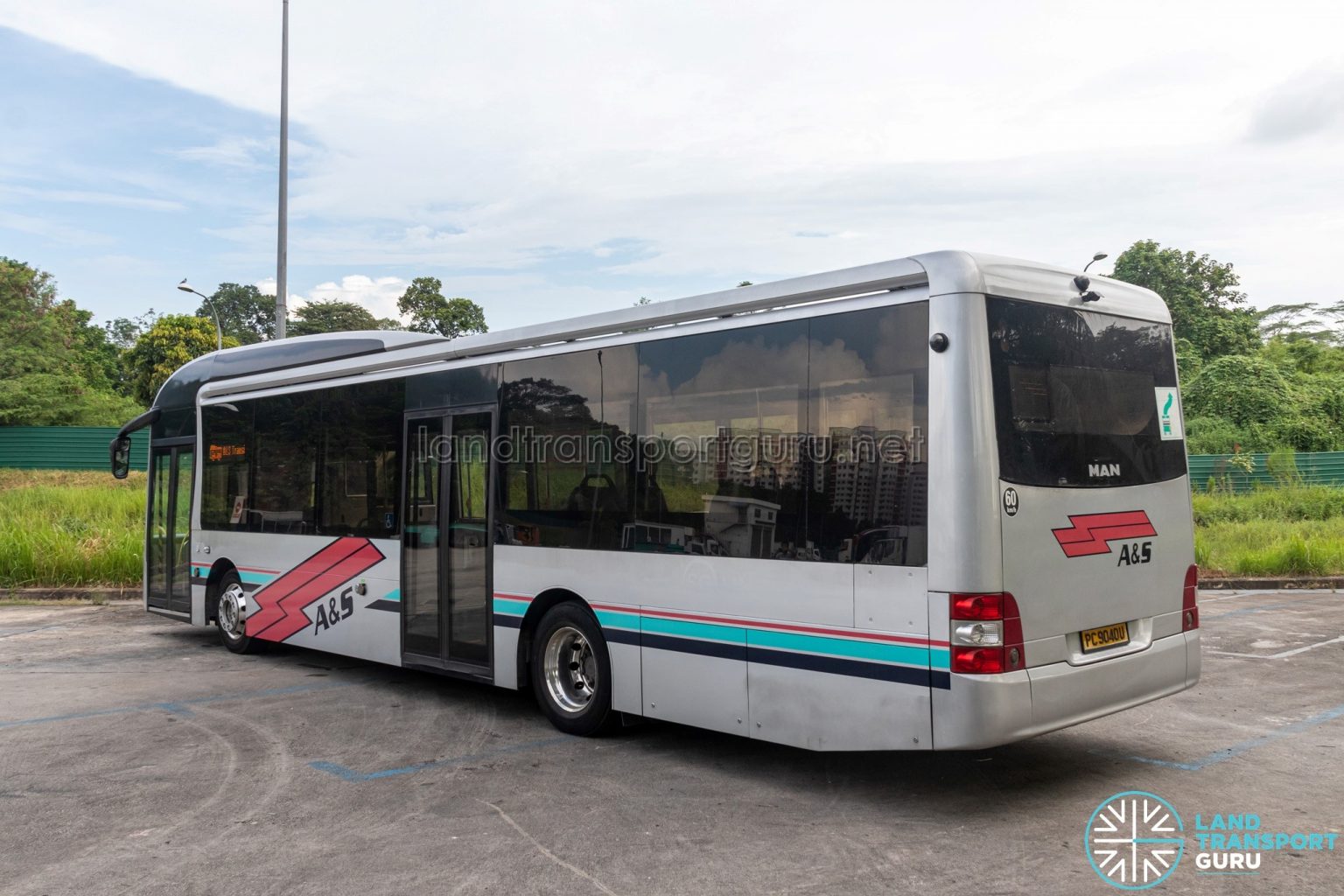 Former SMRT MAN A22 buses purchased by Private Bus Operators | Land ...