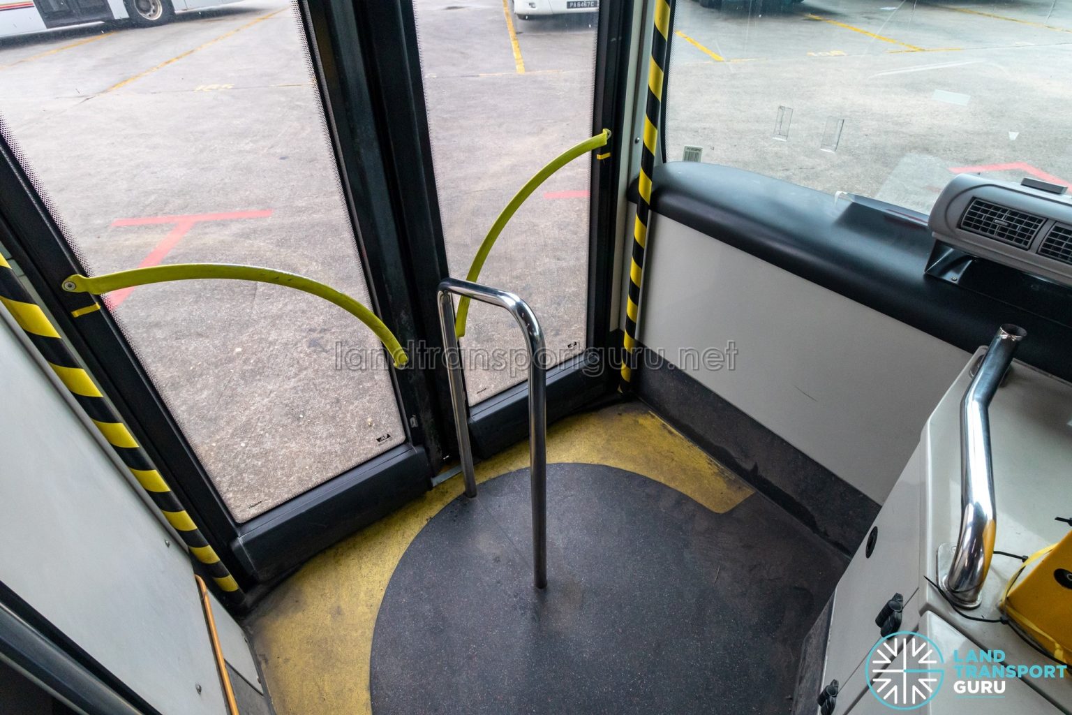 MAN A22 (COMET MAXI) – Front Door | Land Transport Guru