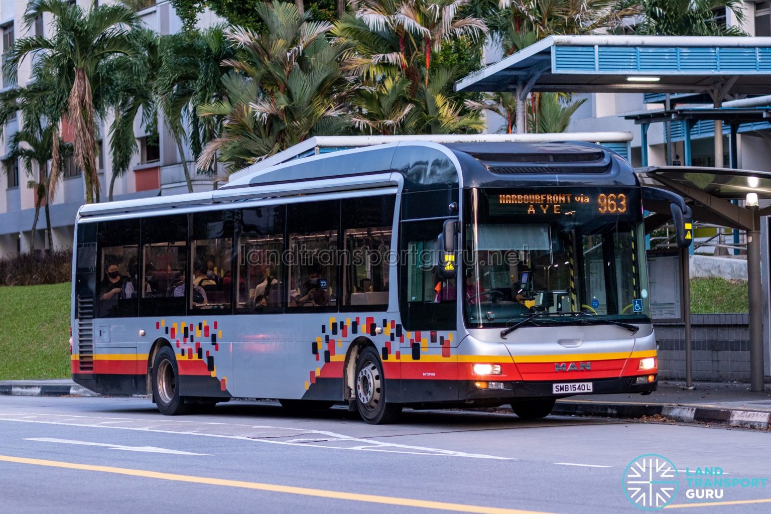 Bus 963 – SMRT Buses MAN A22 (SMB1540L) | Land Transport Guru