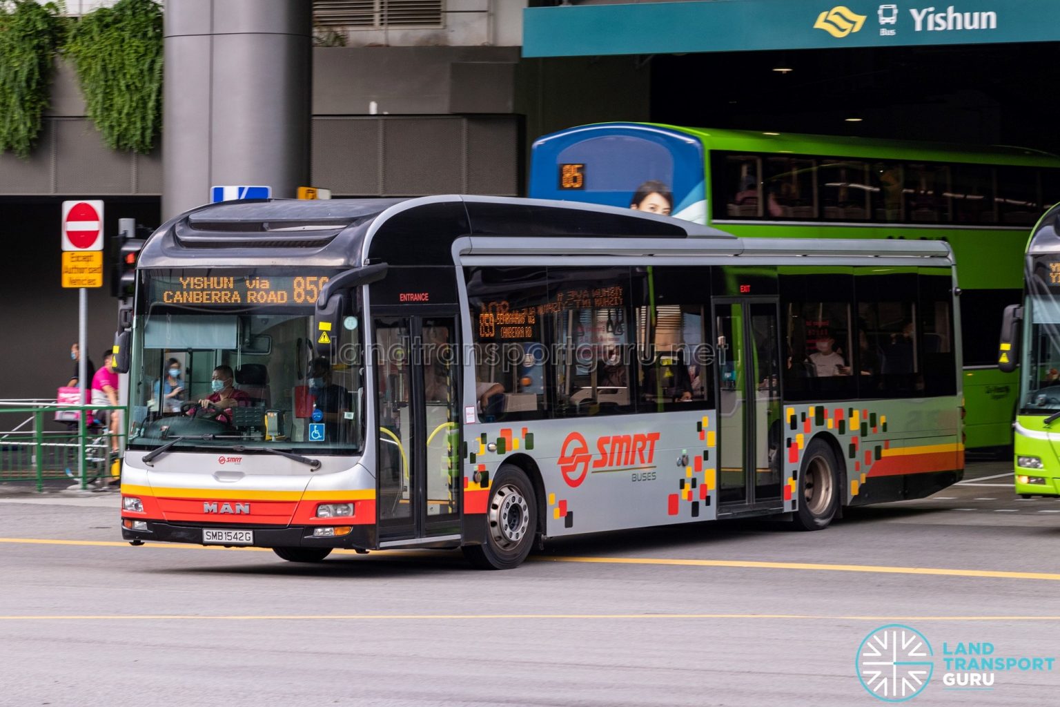 Bus 859 – SMRT Buses MAN A22 (SMB1542G) | Land Transport Guru