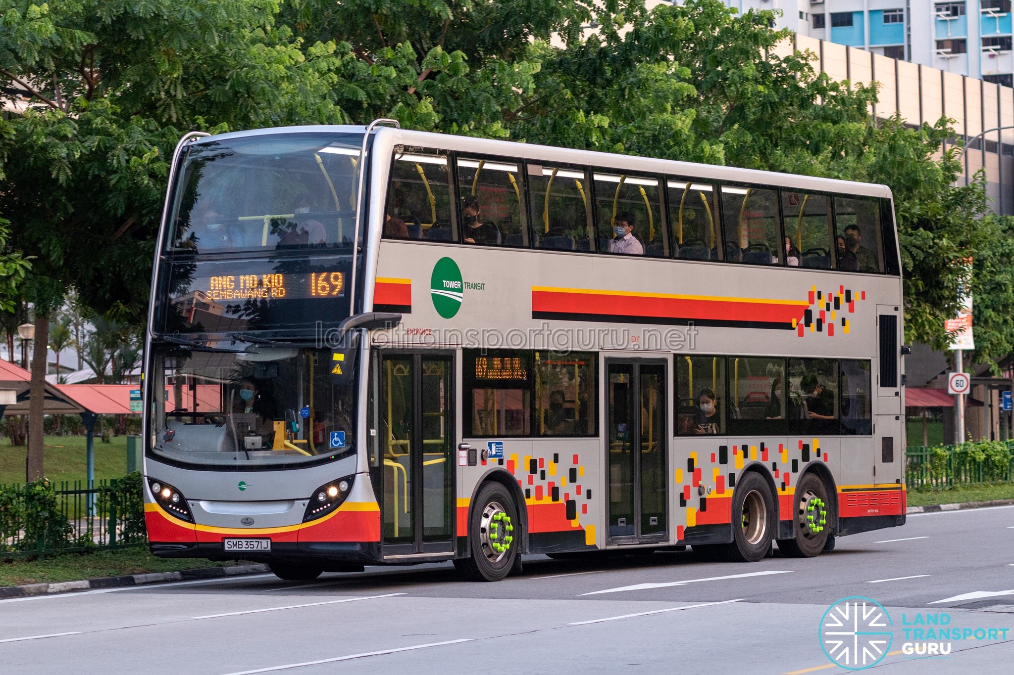 Bus 169 Tower Transit Alexander Dennis Enviro500 SMB3571J Land Bus 169 Tower Transit Alexander Dennis Enviro500 SMB3571J Land