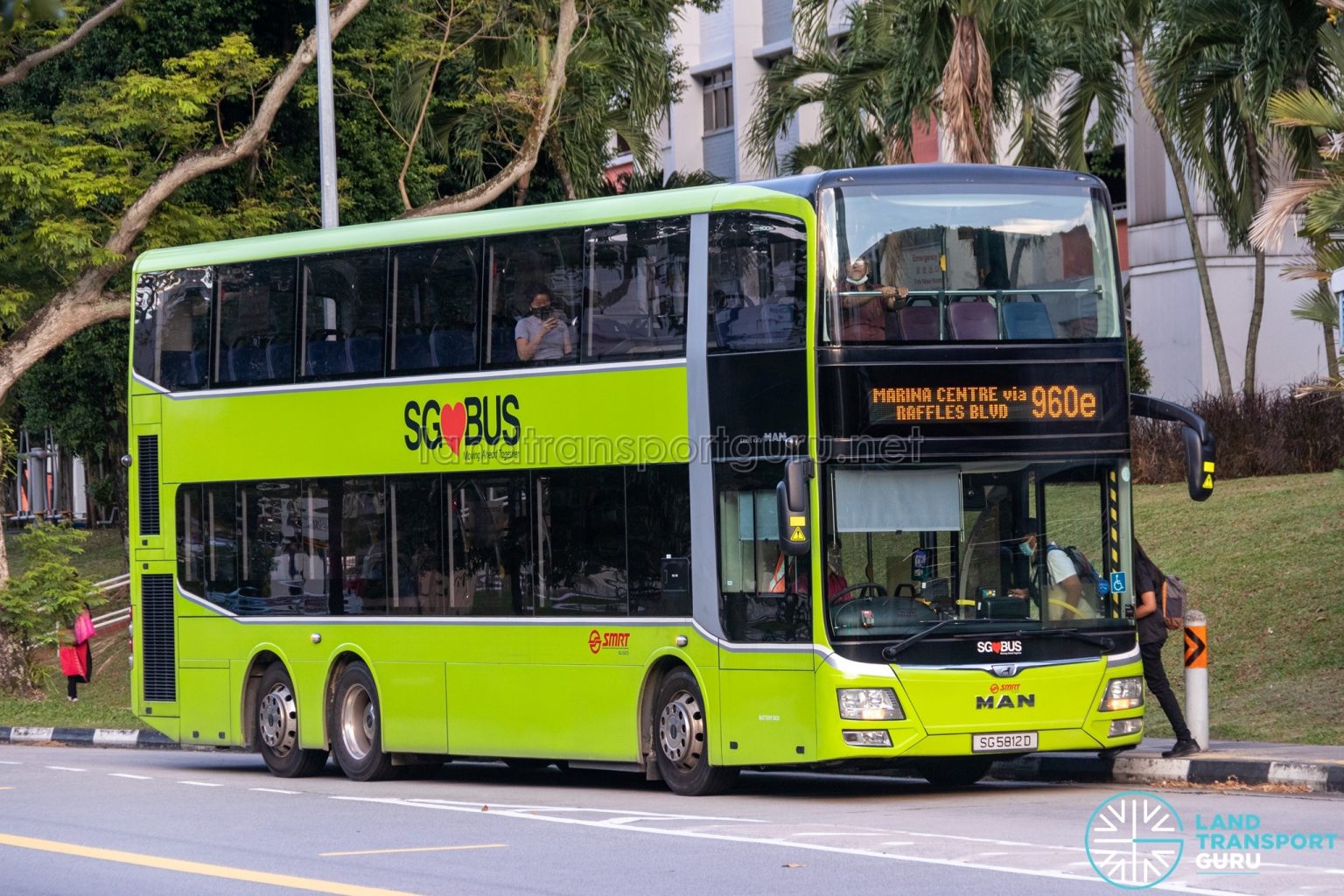 Express 960e – SMRT Buses MAN A95 (SG5812D) | Land Transport Guru