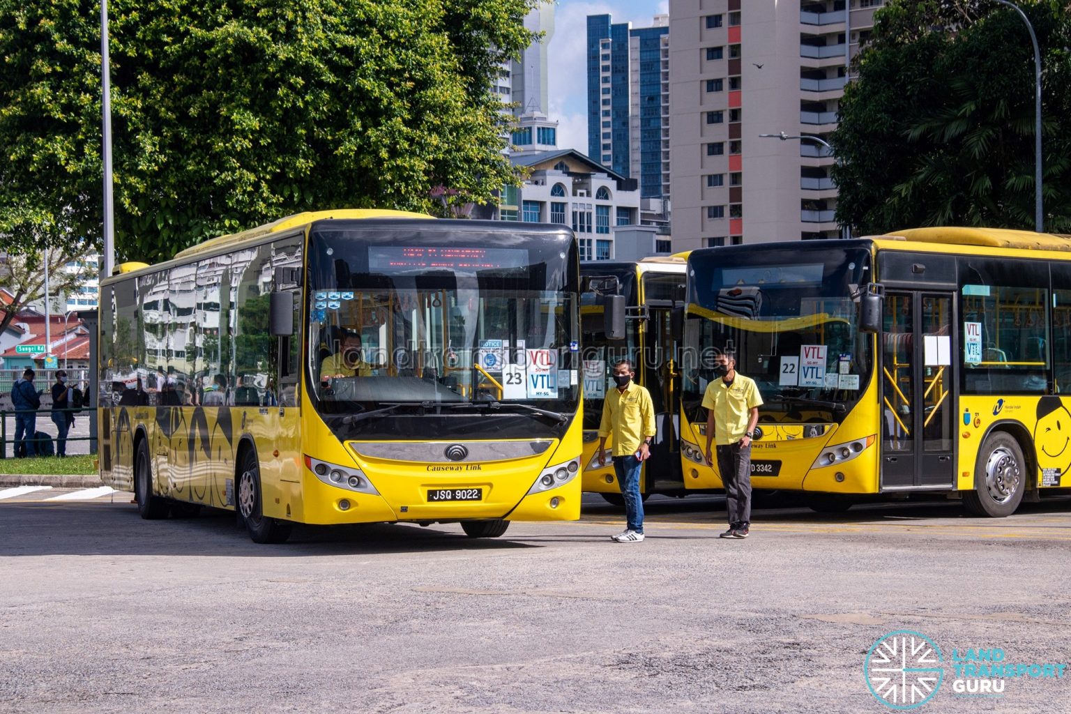 Causeway Link VTL1 Buses Parking at Queen Street Bus Terminal | Land ...