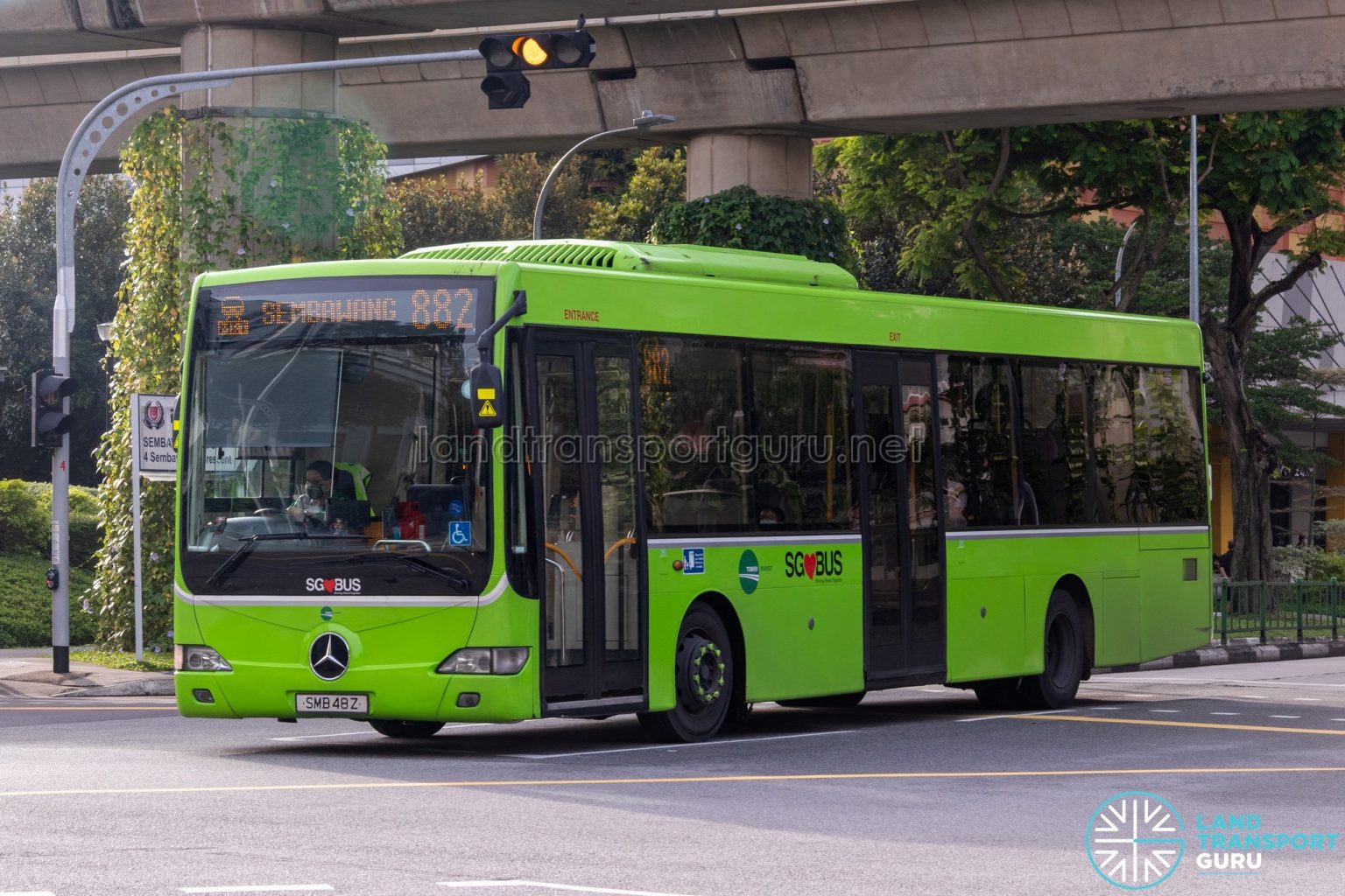 Bus 882 – Tower Transit Mercedes-Benz OC500LE (SMB48Z) | Land Transport ...