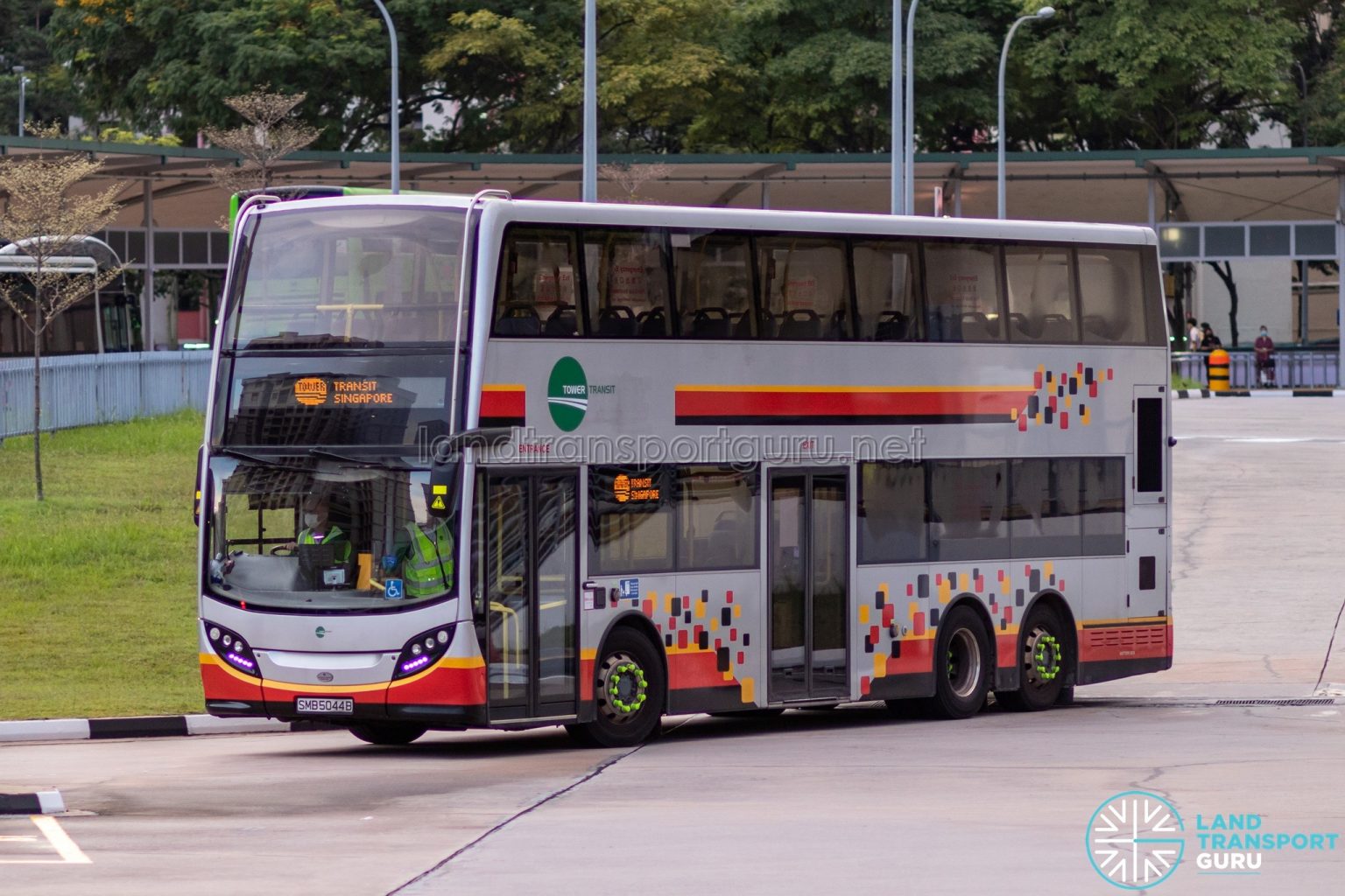 Tower Transit Singapore Logo – Tower Transit Alexander Dennis Enviro500 (SMB5044B) | Land ...