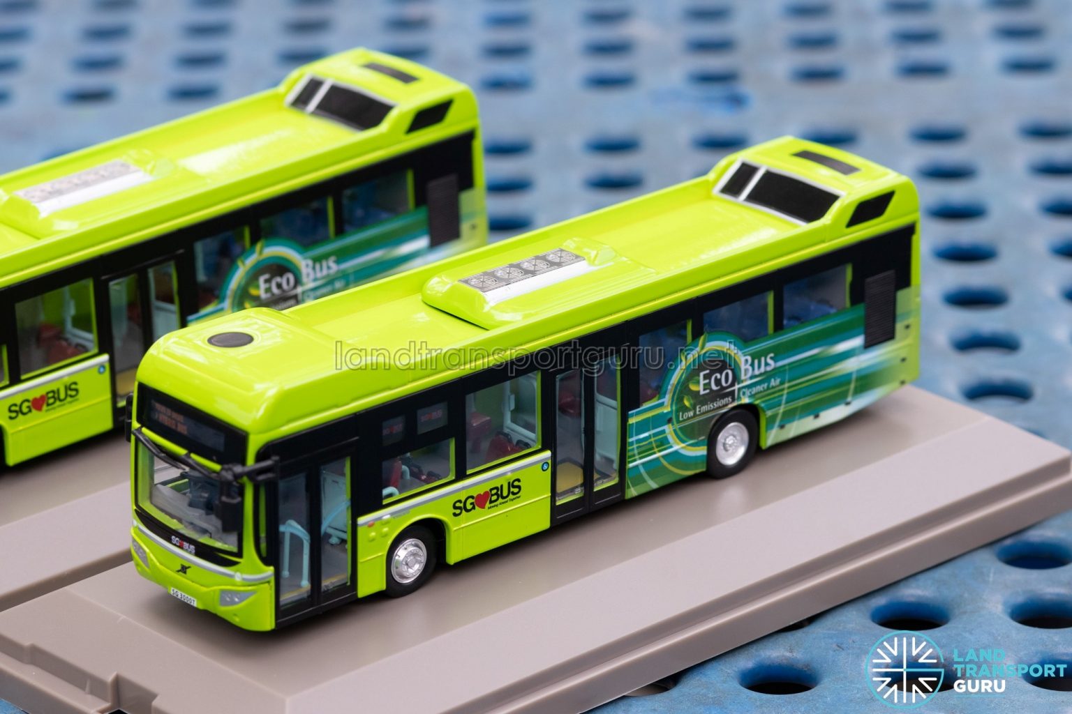 Knackstop (Volvo Hybrid) Bus Model – Nearside | Land Transport Guru