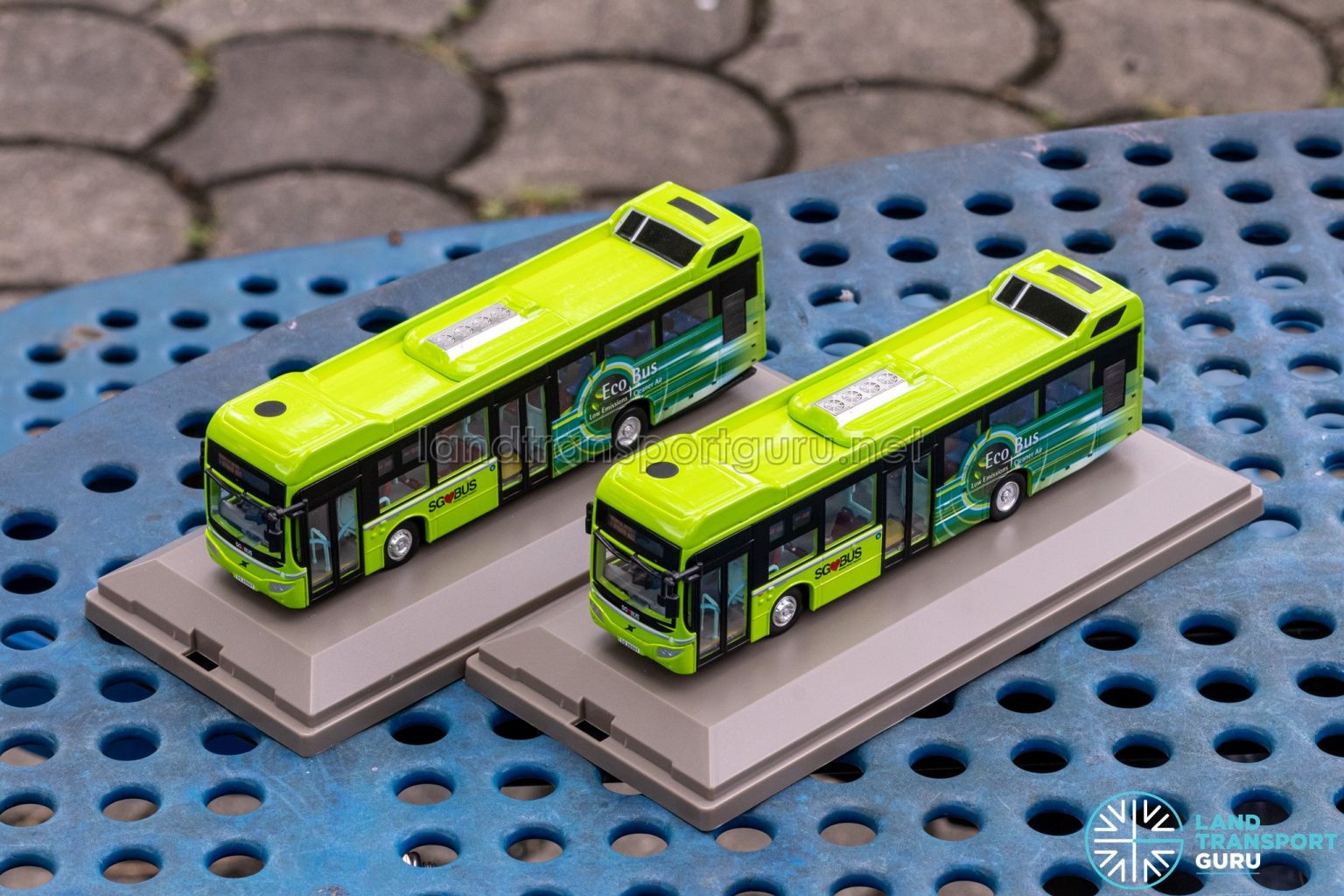 Knackstop (Volvo Hybrid) Bus Model – Nearside | Land Transport Guru