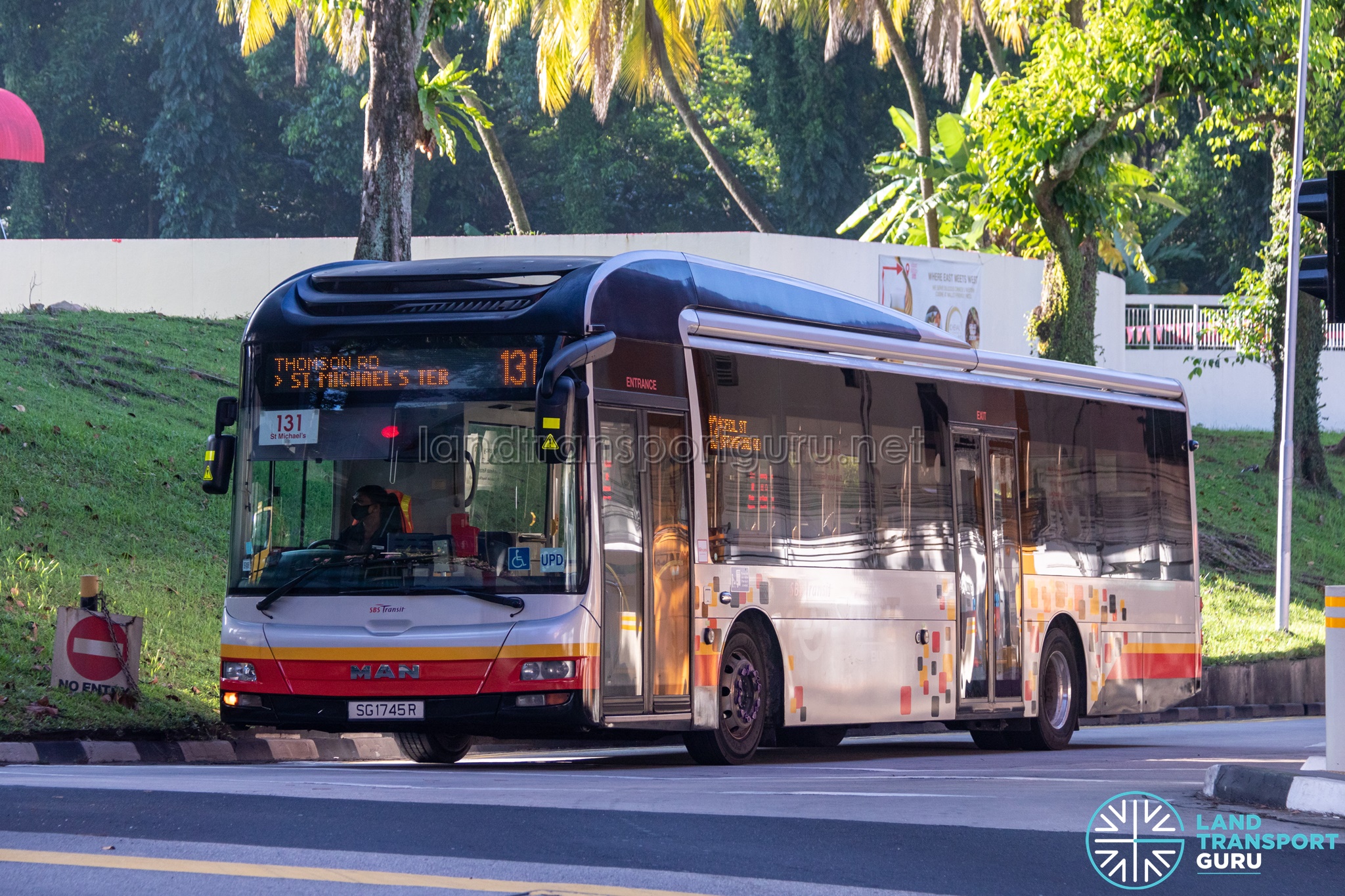 Bus 131 SBS Transit MAN A22 SG1745R Land Transport Guru Bus 131 SBS Transit MAN A22 SG1745R Land Transport Guru