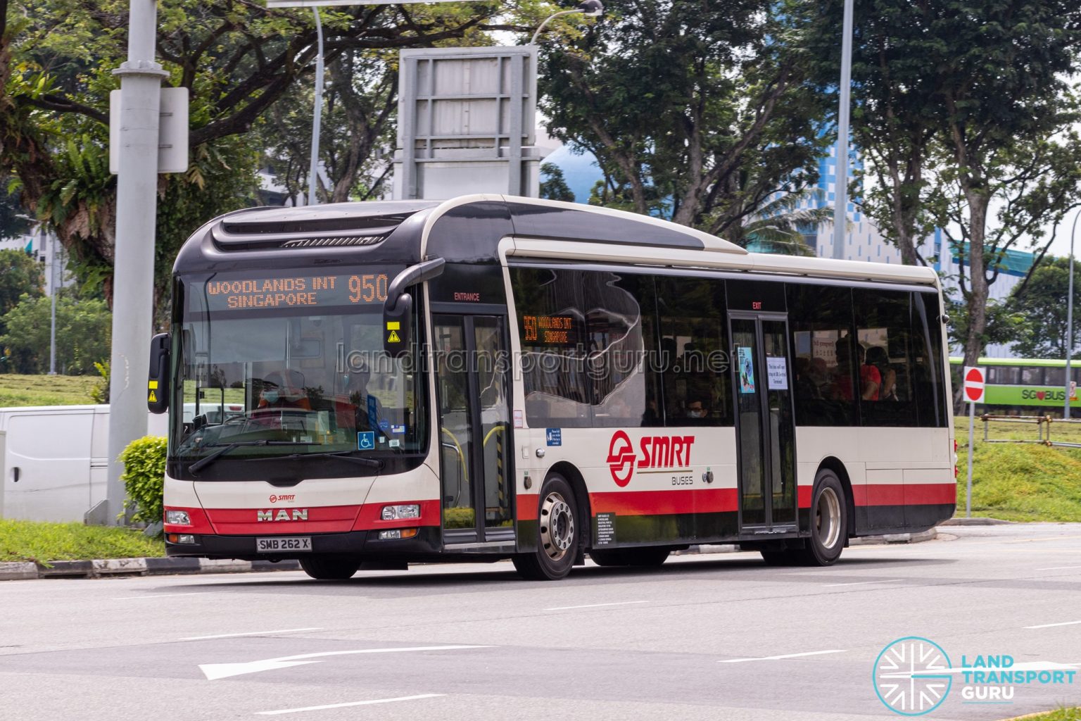 Bus 950 – SMRT Buses MAN A22 (SMB262X) | Land Transport Guru