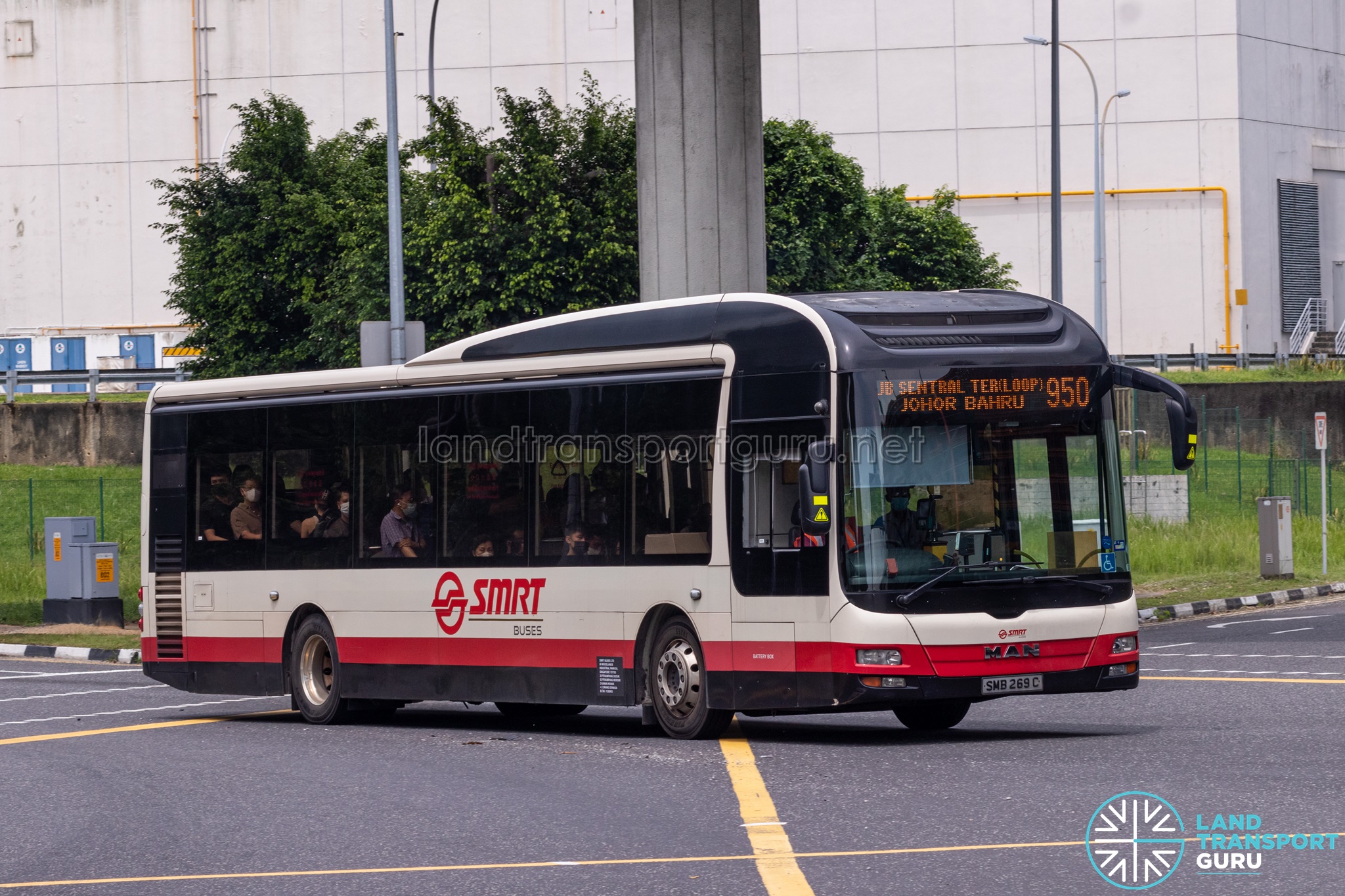 Bus 950 SMRT Buses MAN A22 SMB269C Land Transport Guru Bus 950 SMRT Buses MAN A22 SMB269C Land Transport Guru