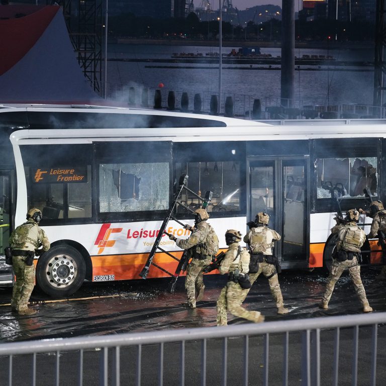 Hostage rescue demonstration at National Day Parade 2022 featuring ...