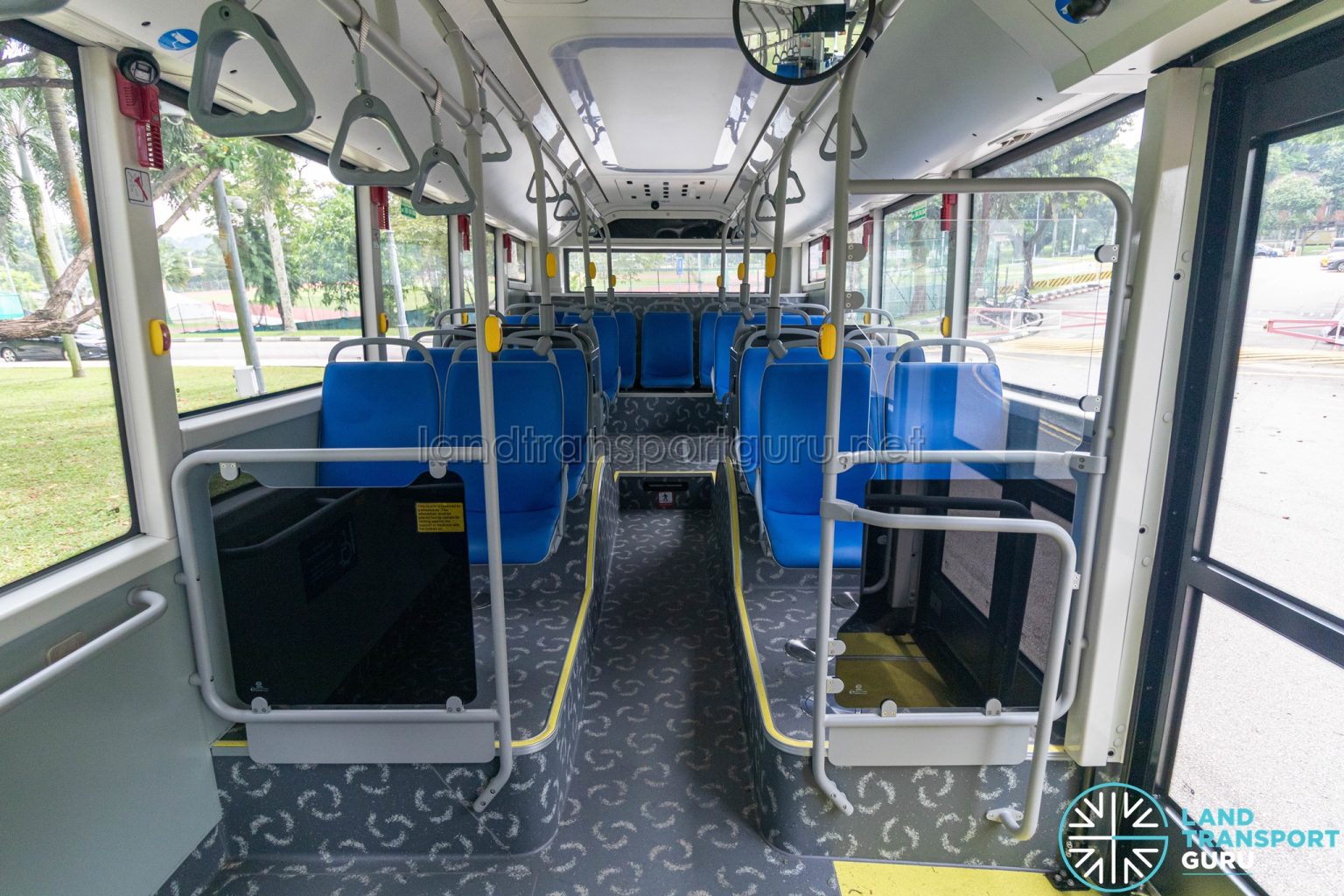 Zhongtong LCK6126EVG (N12) | Land Transport Guru