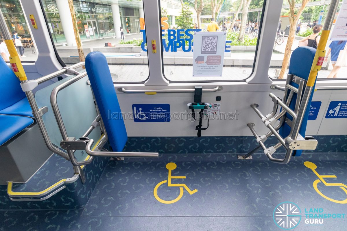 ComfortDelGro Bus – BYD B12 – Wheelchair Bay (Handlebar deployed ...