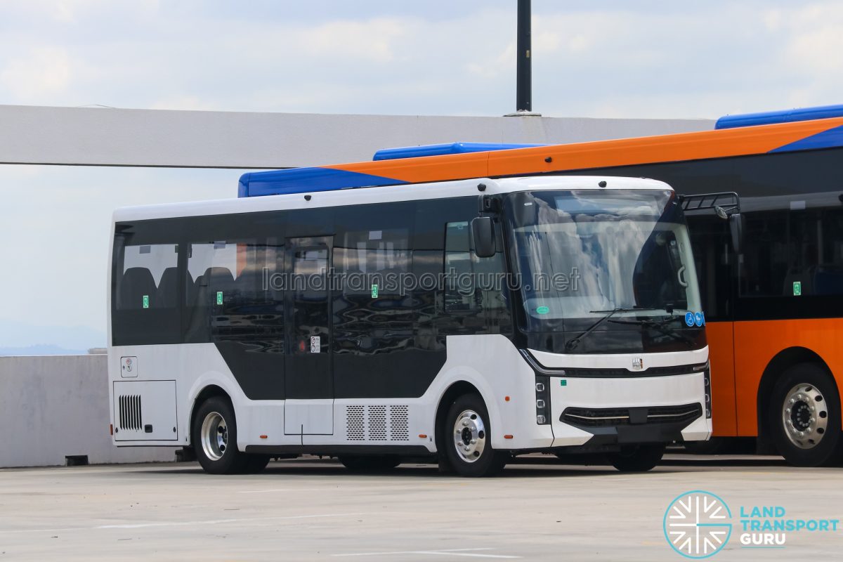 Zhongtong LCK6750EVG white (1) | Land Transport Guru
